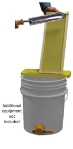 Combcapper acts as a frame rest to holds shallow, medium & deep frames