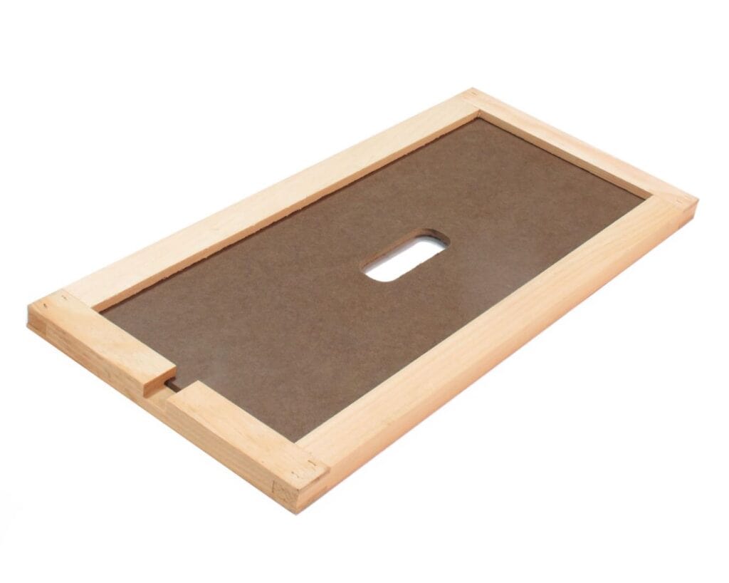 Resource Hive / Double Nuc increases bee and honey production