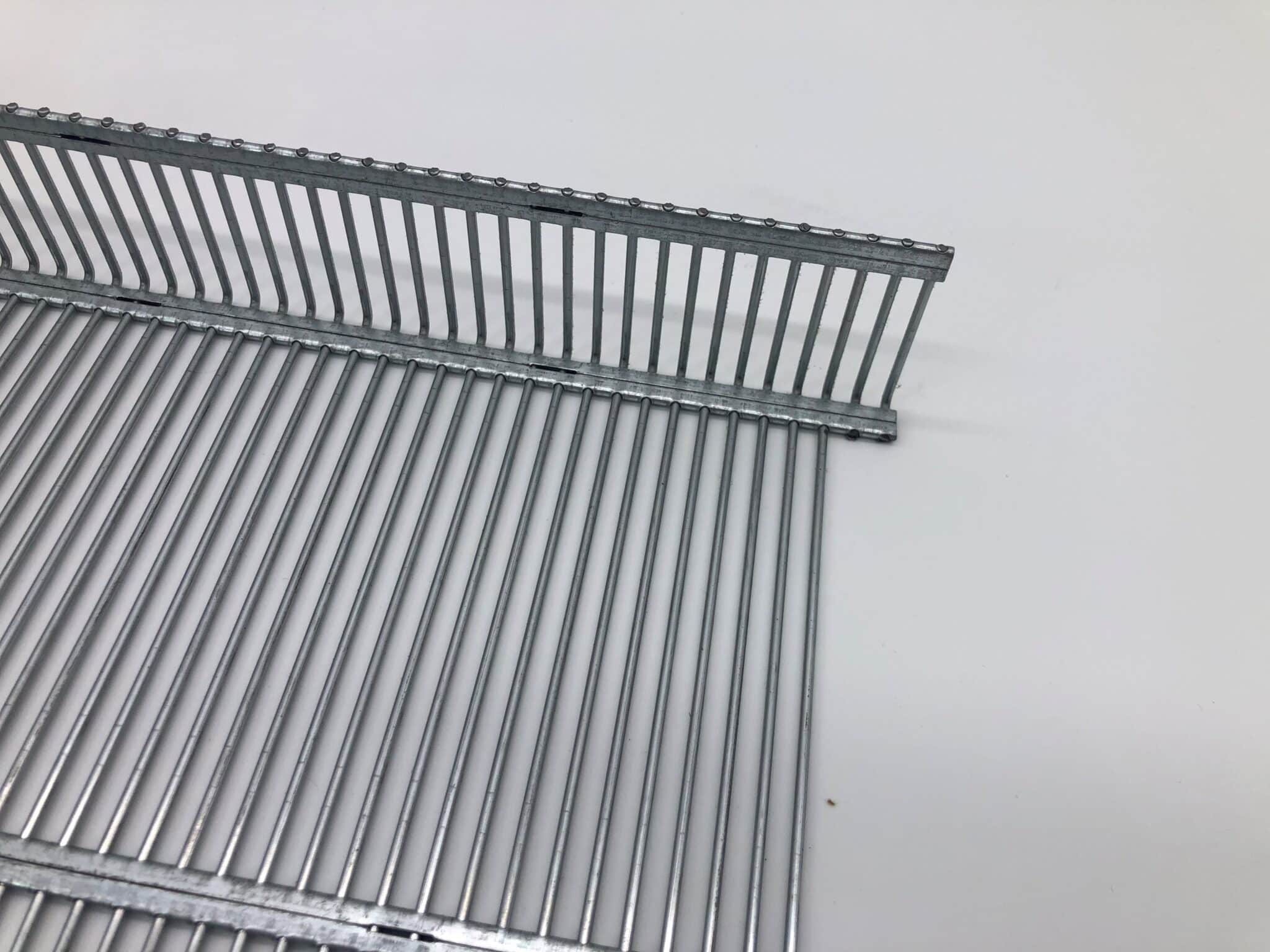 Queen Confinement Cage / Frame Trap - Meyer Bees